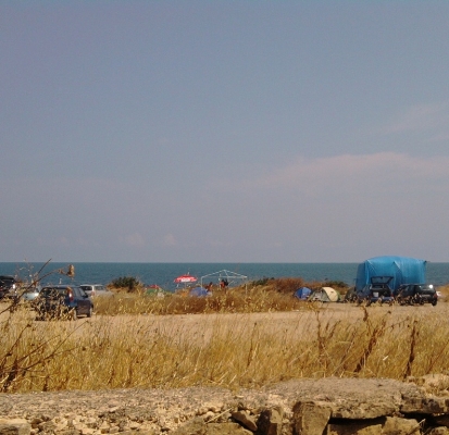 Quindici Molfetta - Area Bahia-Belvedere, accampati sulla spiaggia di ...