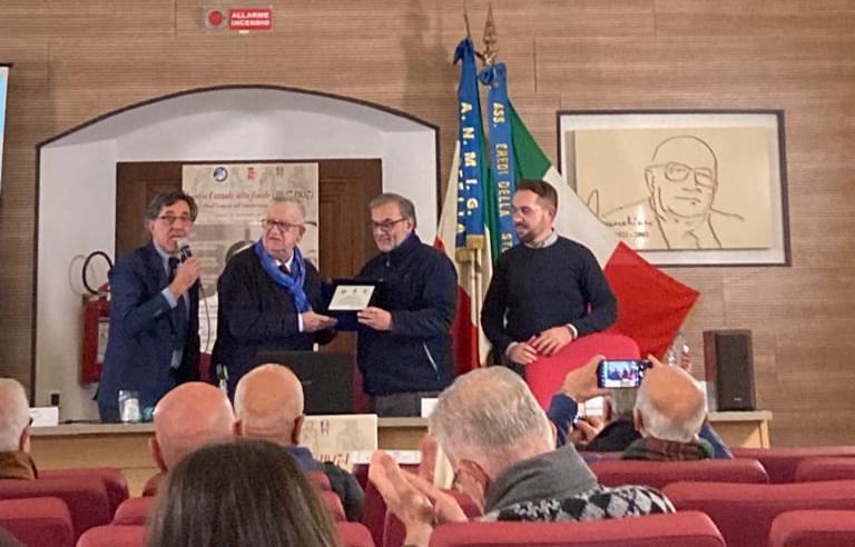 Quindici Molfetta - Il prof. Mongelli con gli Eredi della Storia e l ...